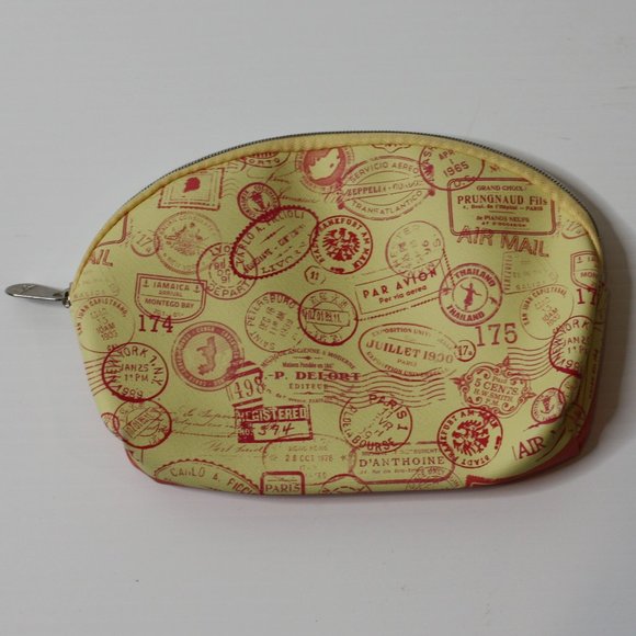 ipsy | Bags | Ipsy May 28 Passport Stamp Print Cosmetic Makeup Bag Nwot ...